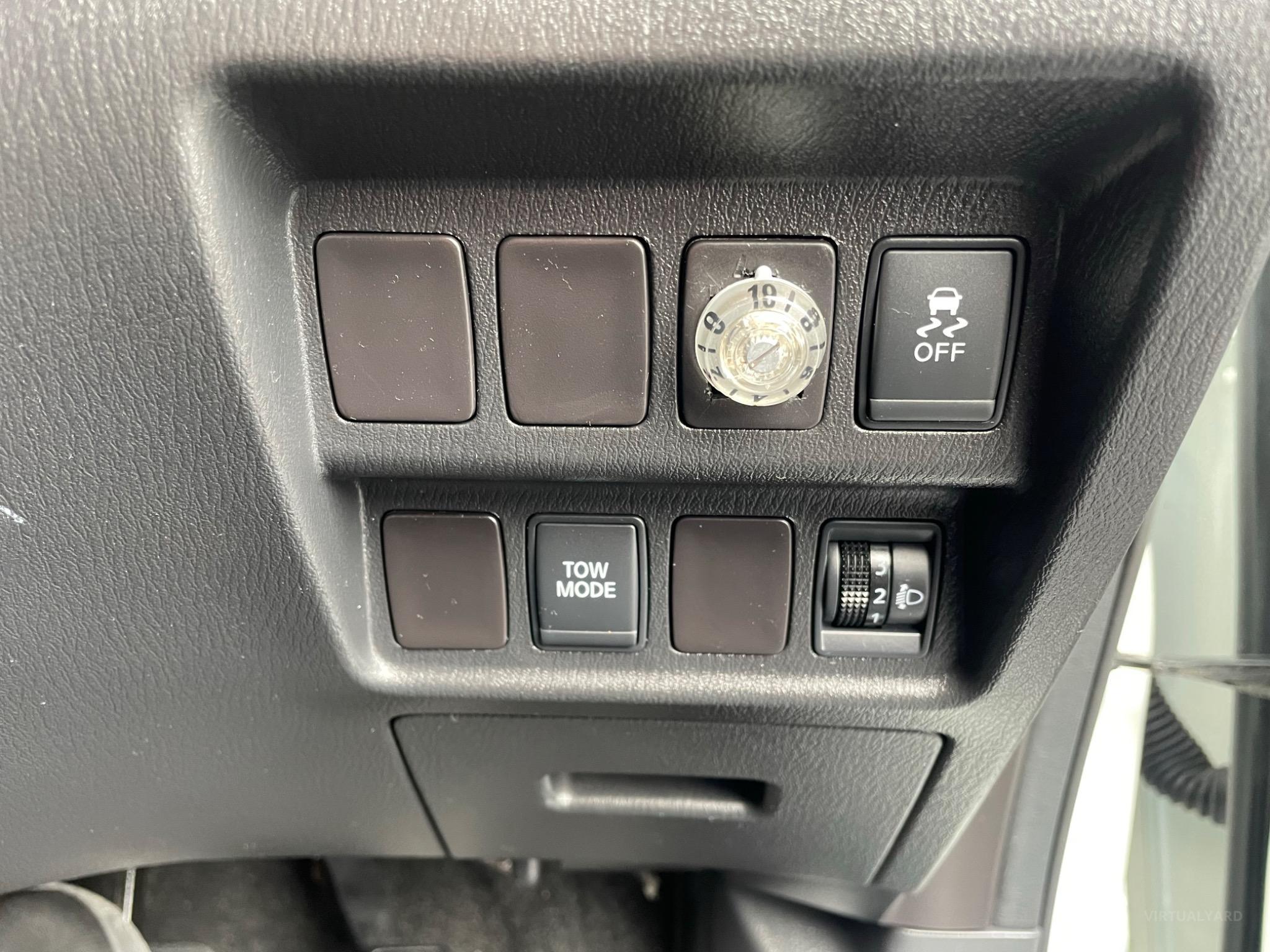 NISSAN PATHFINDER R52 ST WAGON 7ST 5DR X-TRONIC 1SP 2WD 3.5I [MY15]