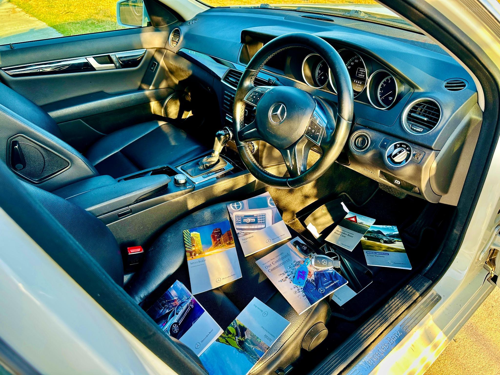 MERCEDES-BENZ C200 BLUE EFFICIENCY W204 LUXURY SUV WAGON