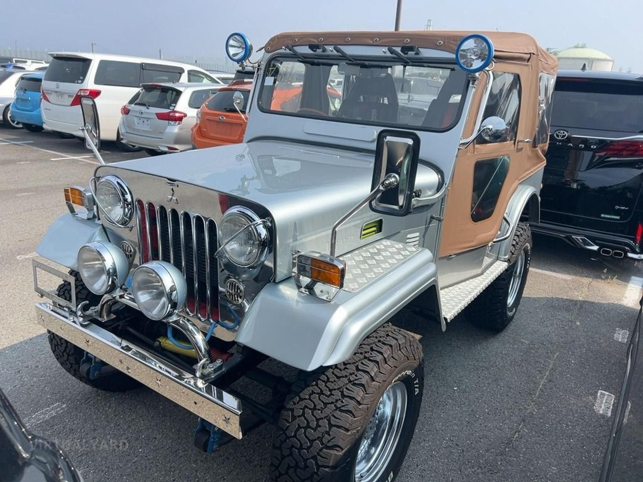 MITSUBISHI JEEP J55