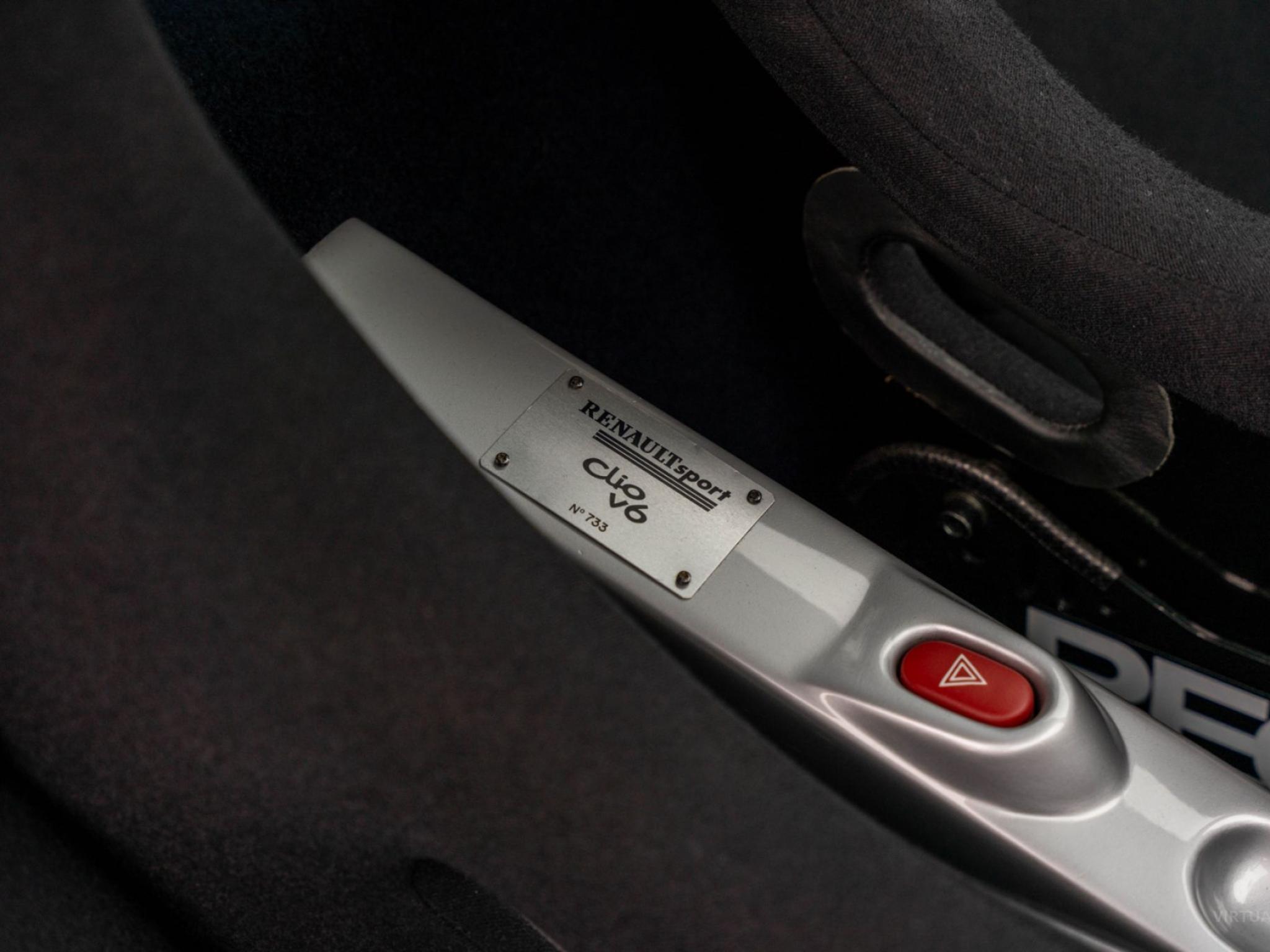 RENAULT CLIO V6 PHASE 1