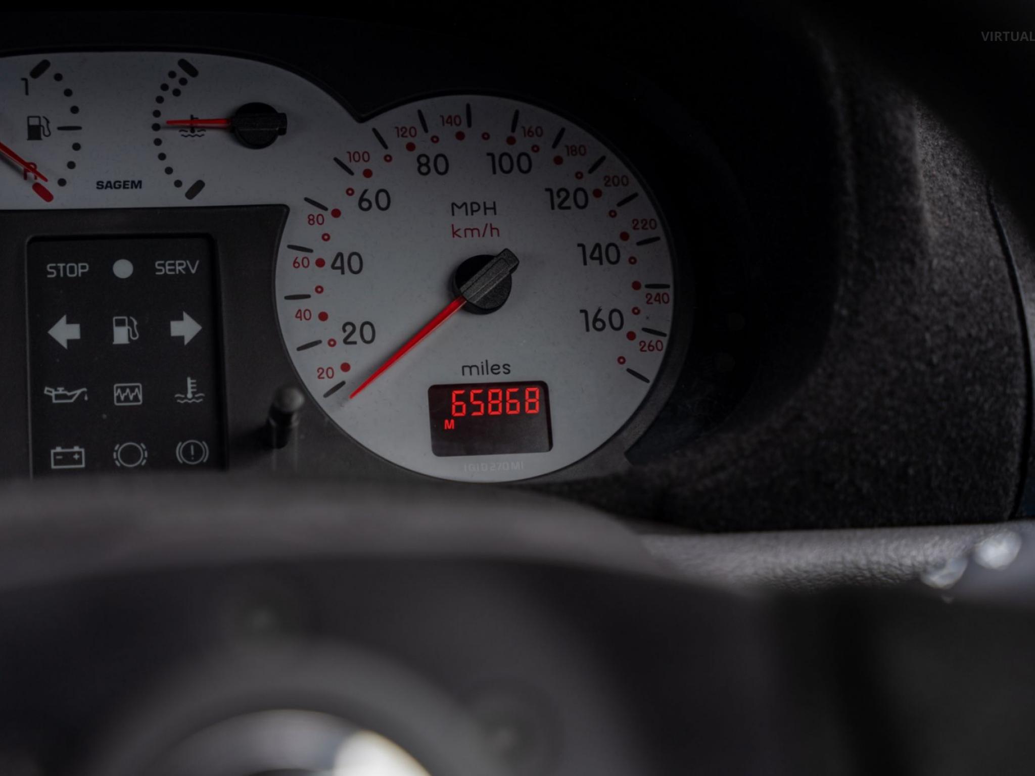 RENAULT CLIO V6 PHASE 1