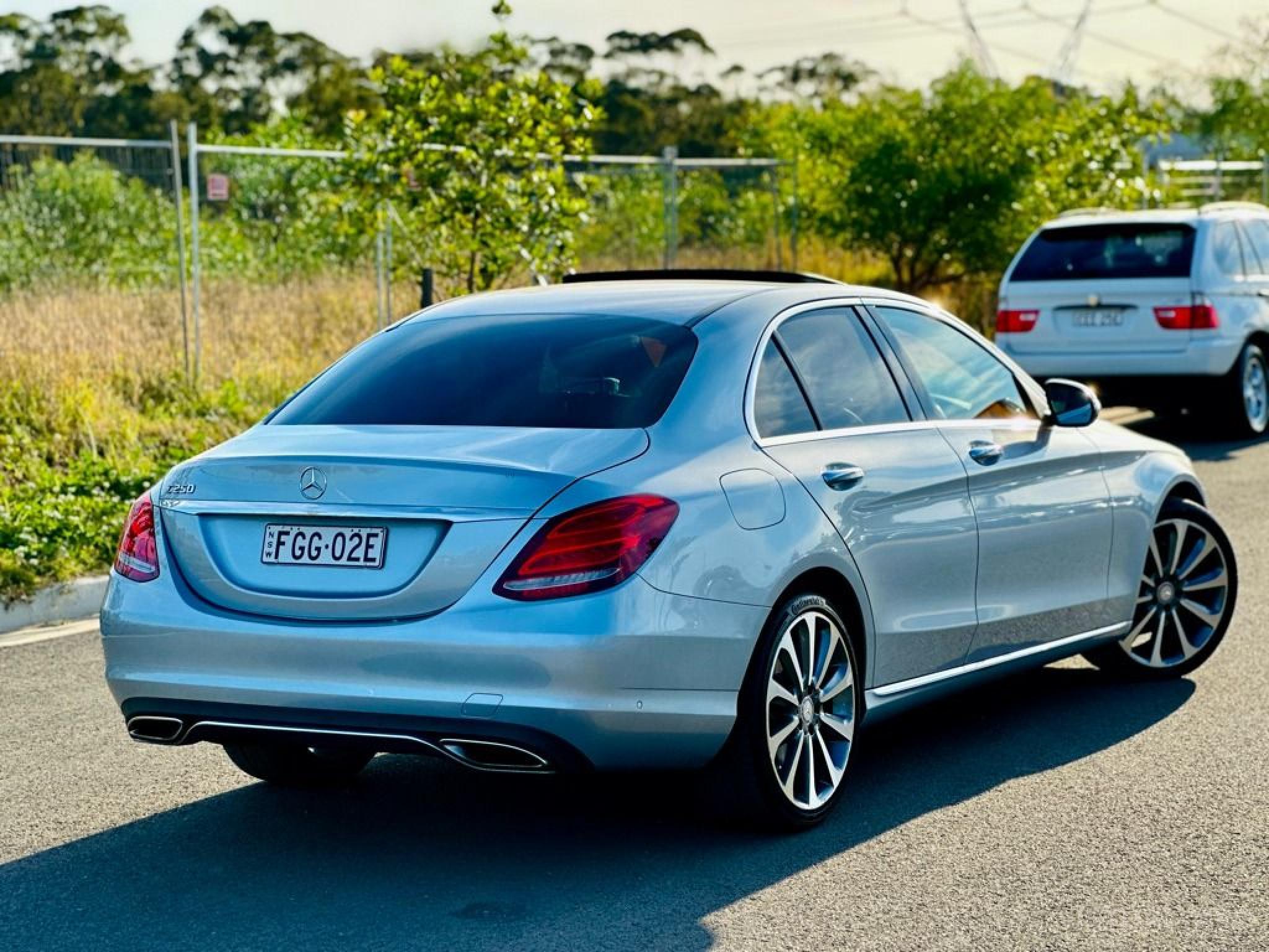 MERCEDES-BENZ C250 LUXURY 205 TURBO 2.0L 9 SPD AUTO UPDATE