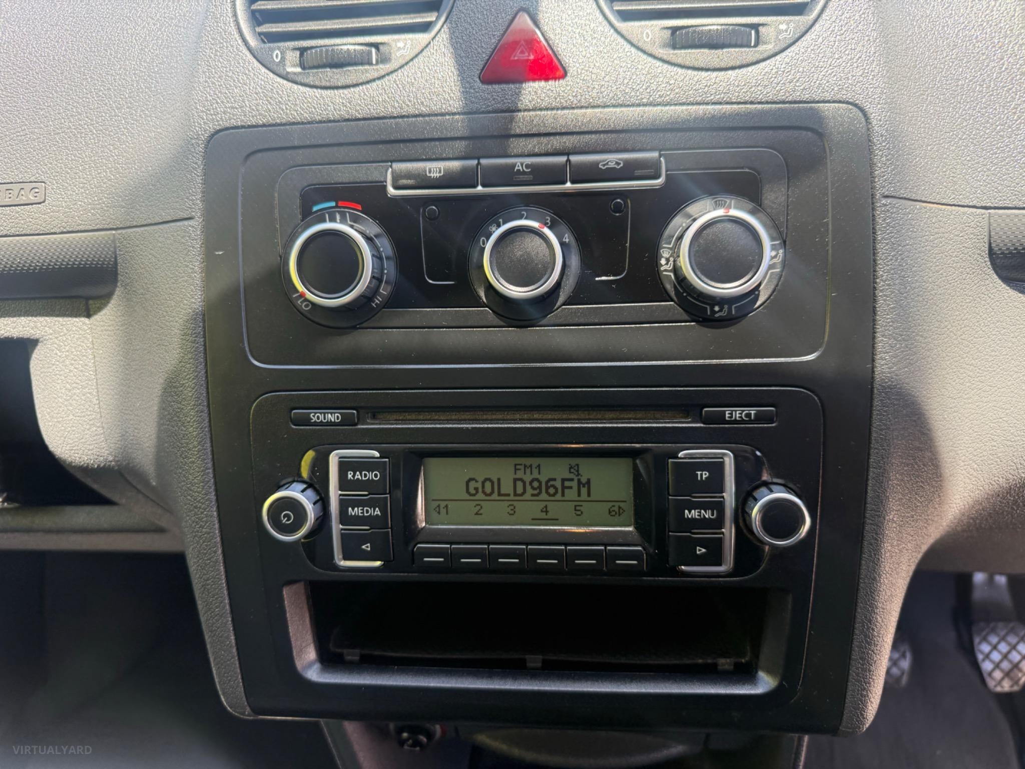 VOLKSWAGEN CADDY TSI160 2K MY11