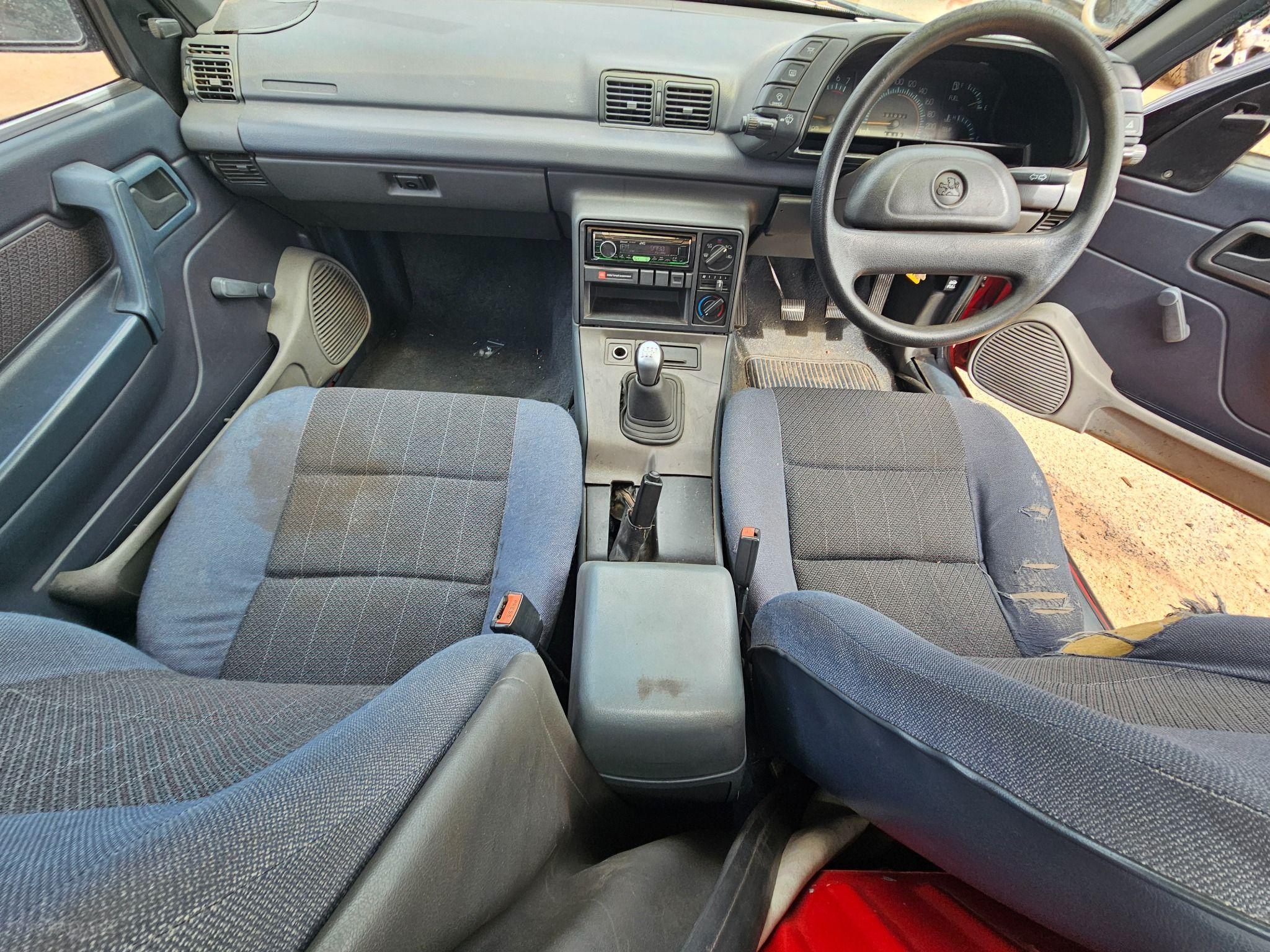 HOLDEN COMMODORE S VG