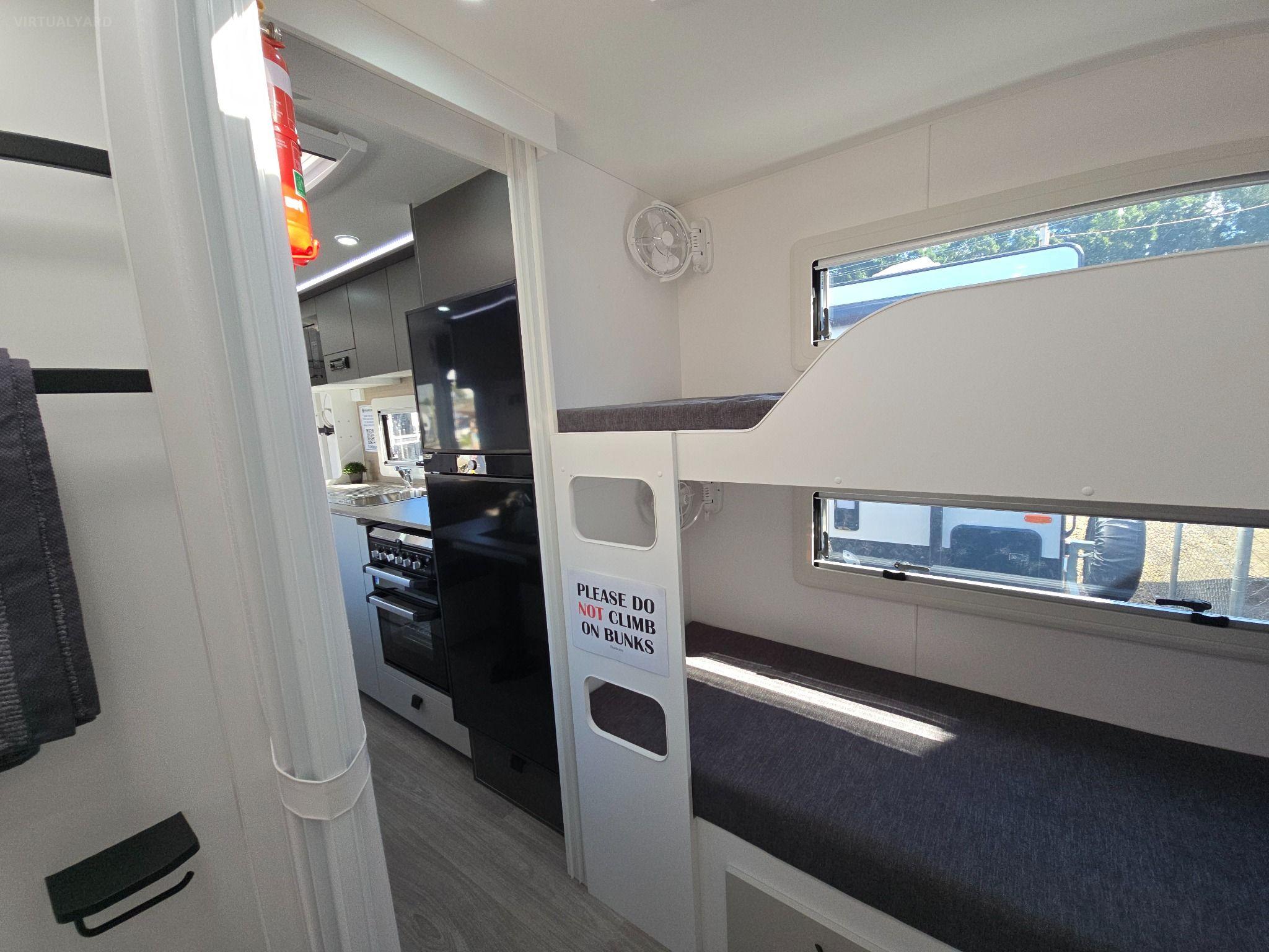 FRANKLIN RAZOR 220 - ALUMINIUM FRAME RAZOR 220-CL-2B CLUB LOUNGE