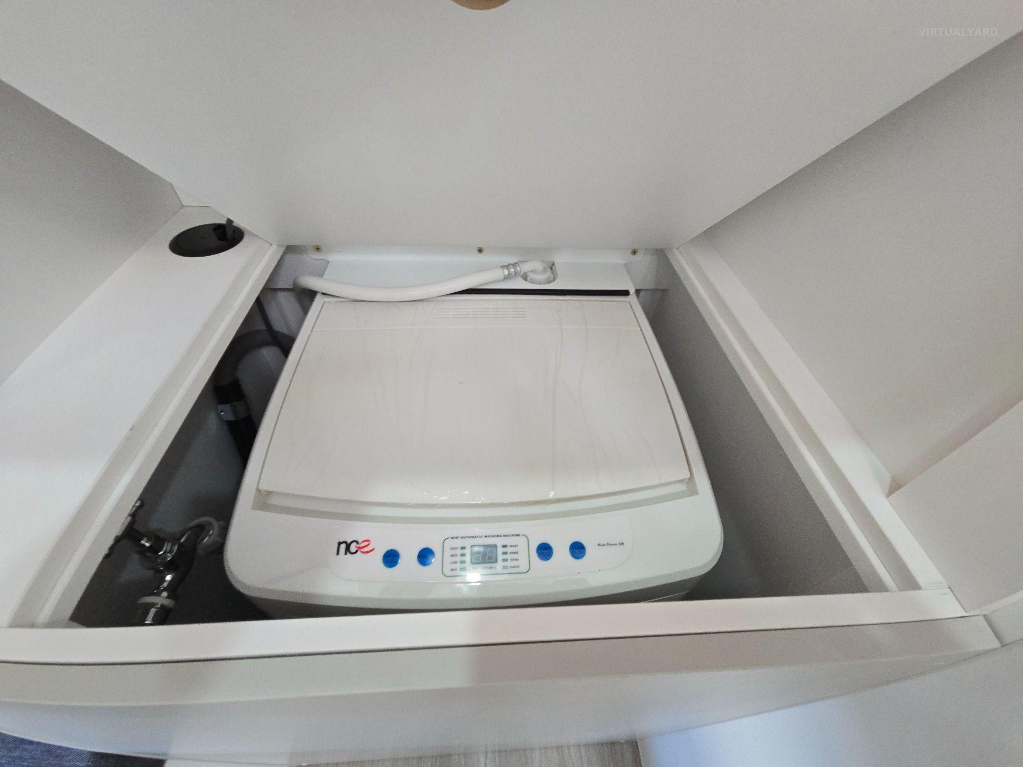 FRANKLIN RAZOR 220 - ALUMINIUM FRAME RAZOR 220-CL-2B CLUB LOUNGE