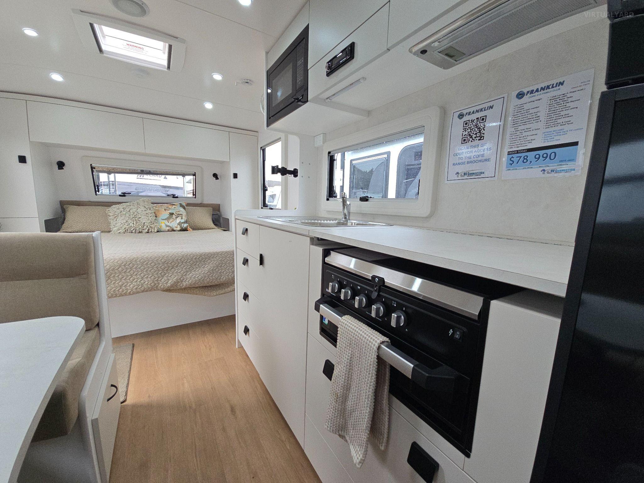 FRANKLIN CORE 215 CL 2BUNKS CLUB LOUNGE