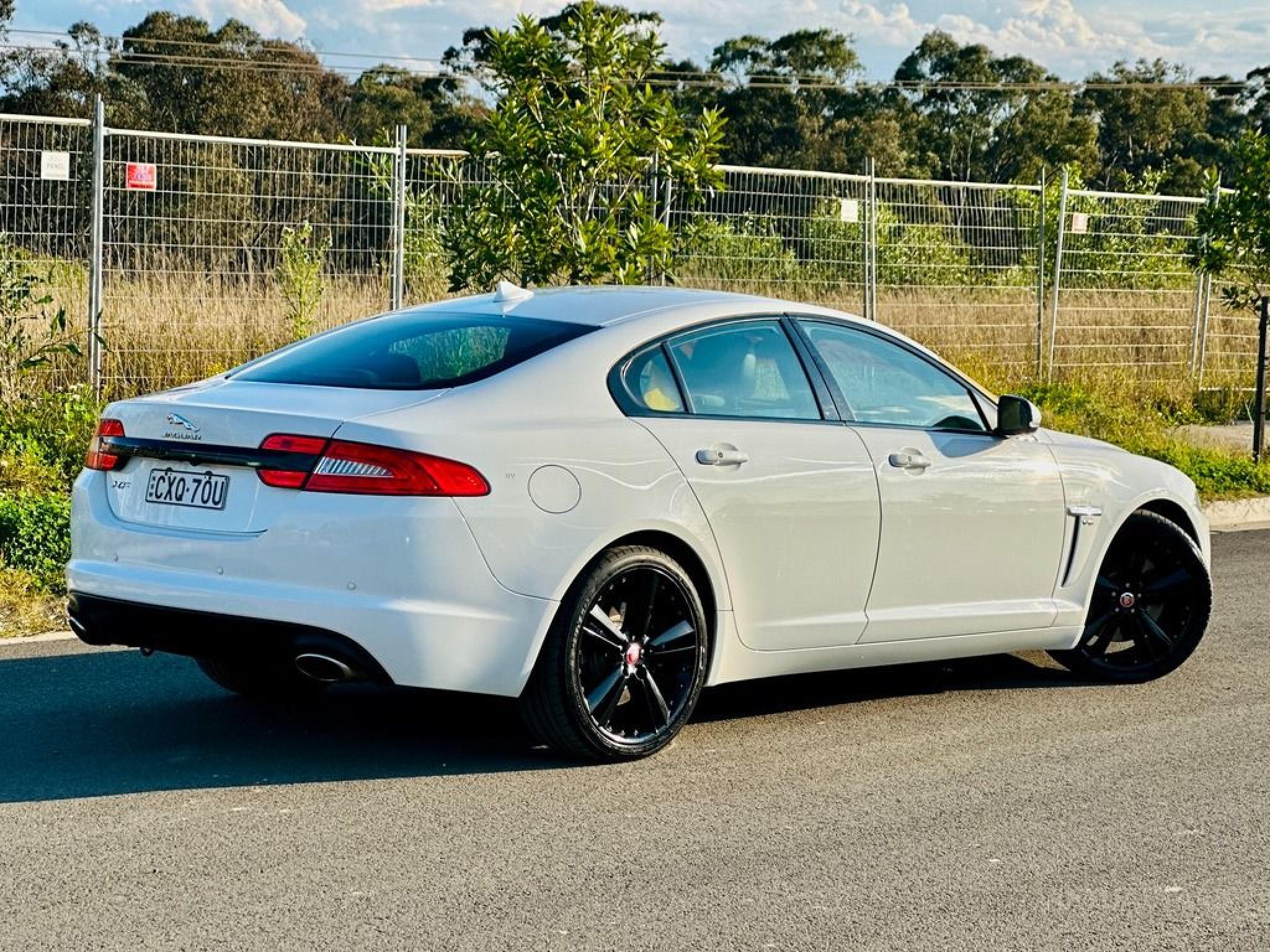 JAGUAR XF SUPERCHARGED SV6 X250 SEDAN 4DR SPTS AUTO 8SP 3.0SC MY15