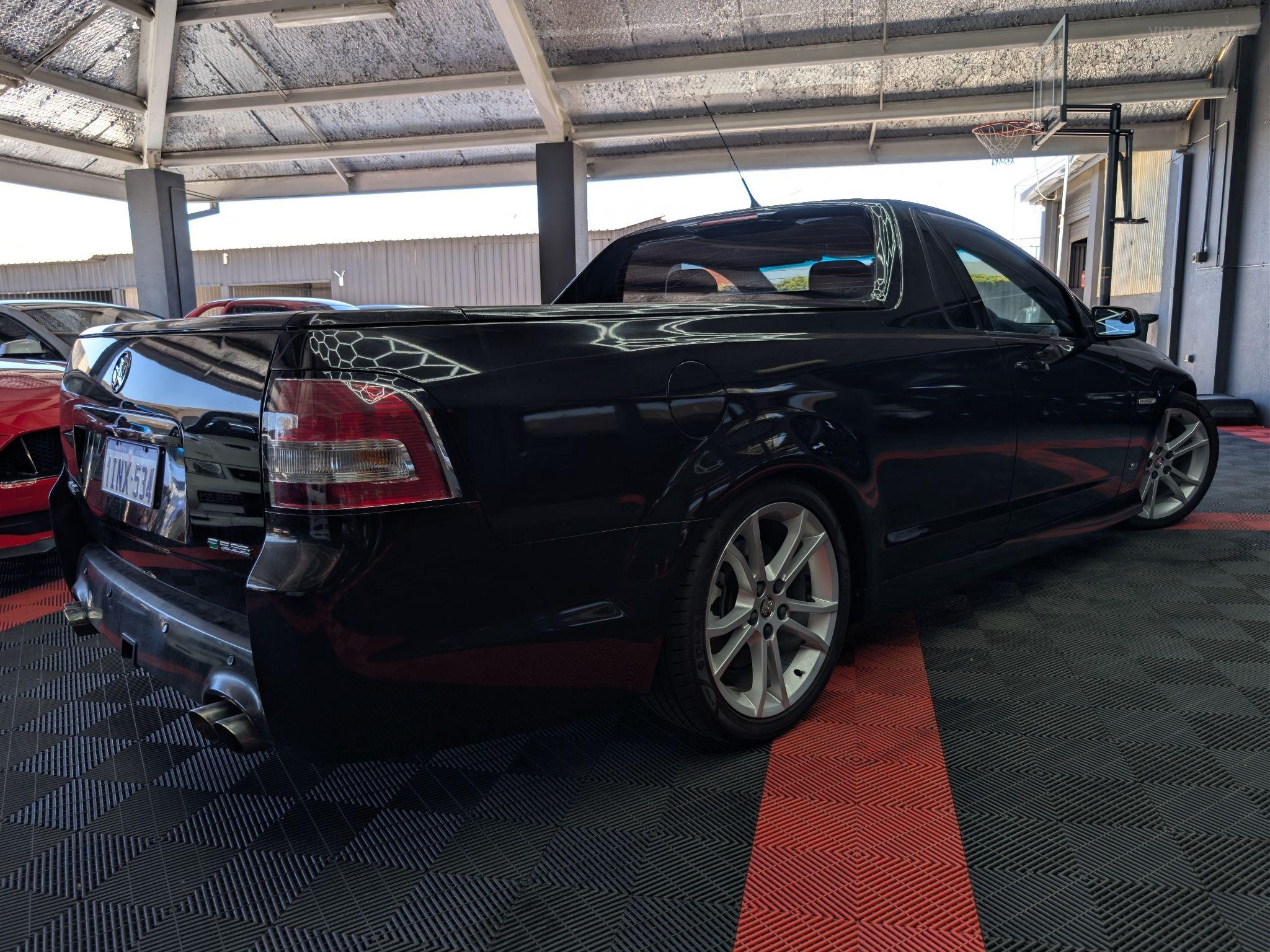 HOLDEN UTE VE II SS UTILITY EXTENDED CAB 2DR MAN 6SP 623KG 6.0I