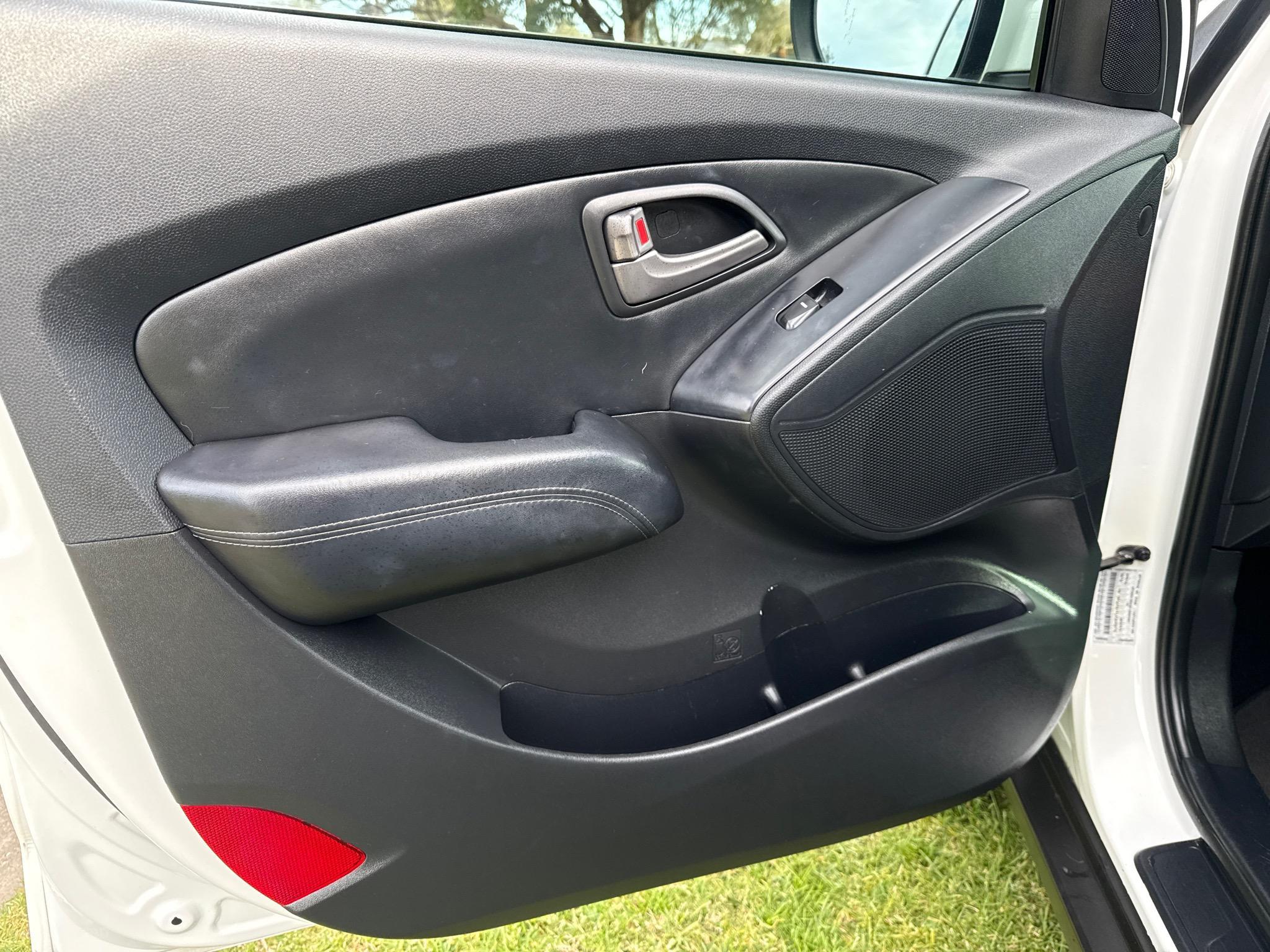 HYUNDAI IX35 TROPHY (FWD) LM SERIES II