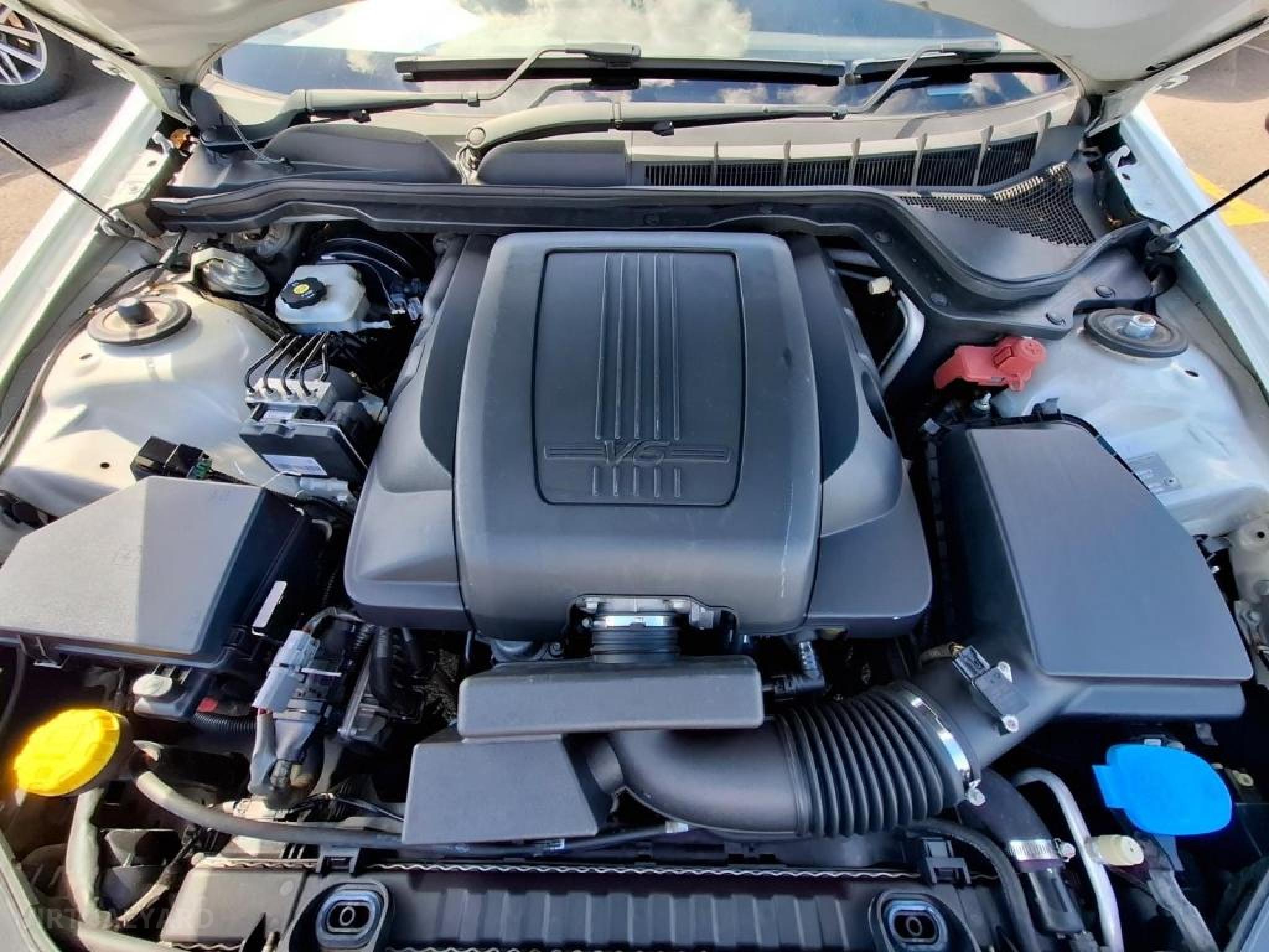 HOLDEN COMMODORE VE INTERNATIONAL SEDAN 4DR SPTS AUTO 6SP 3.0I [MY10]