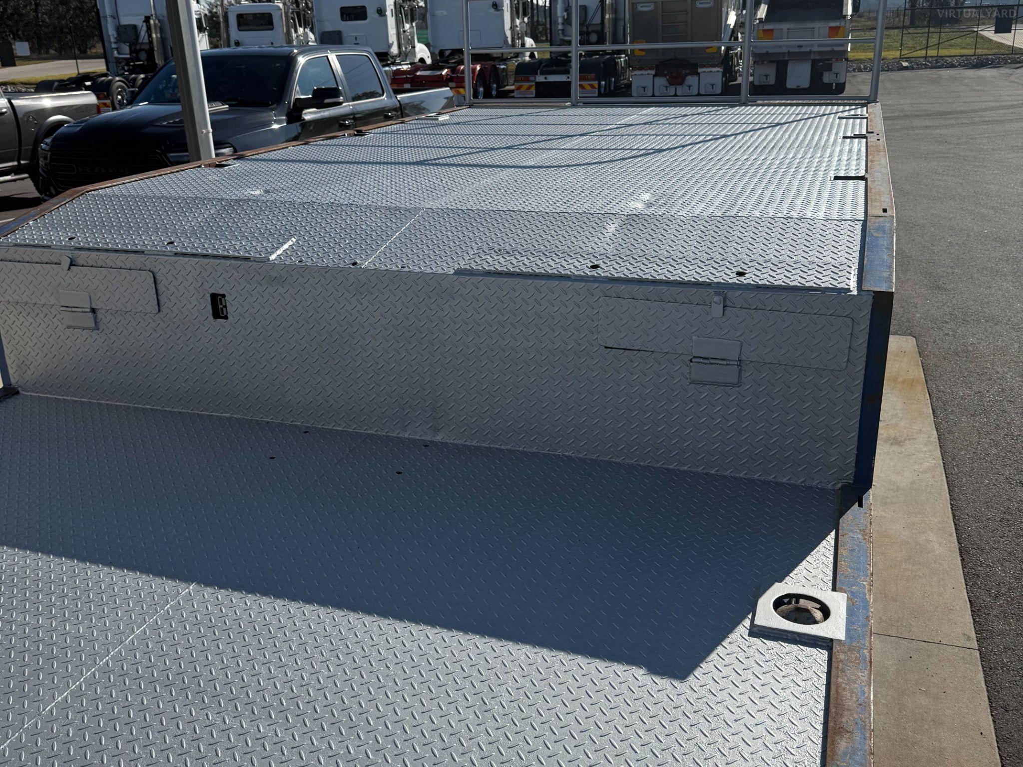 FREIGHTMASTER 48 TRI-AXLE DROP DECK - DTXX