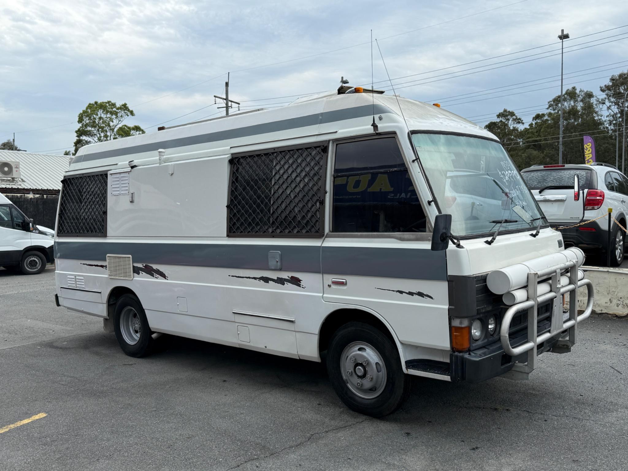 MAZDA T3500 MOTORHOME