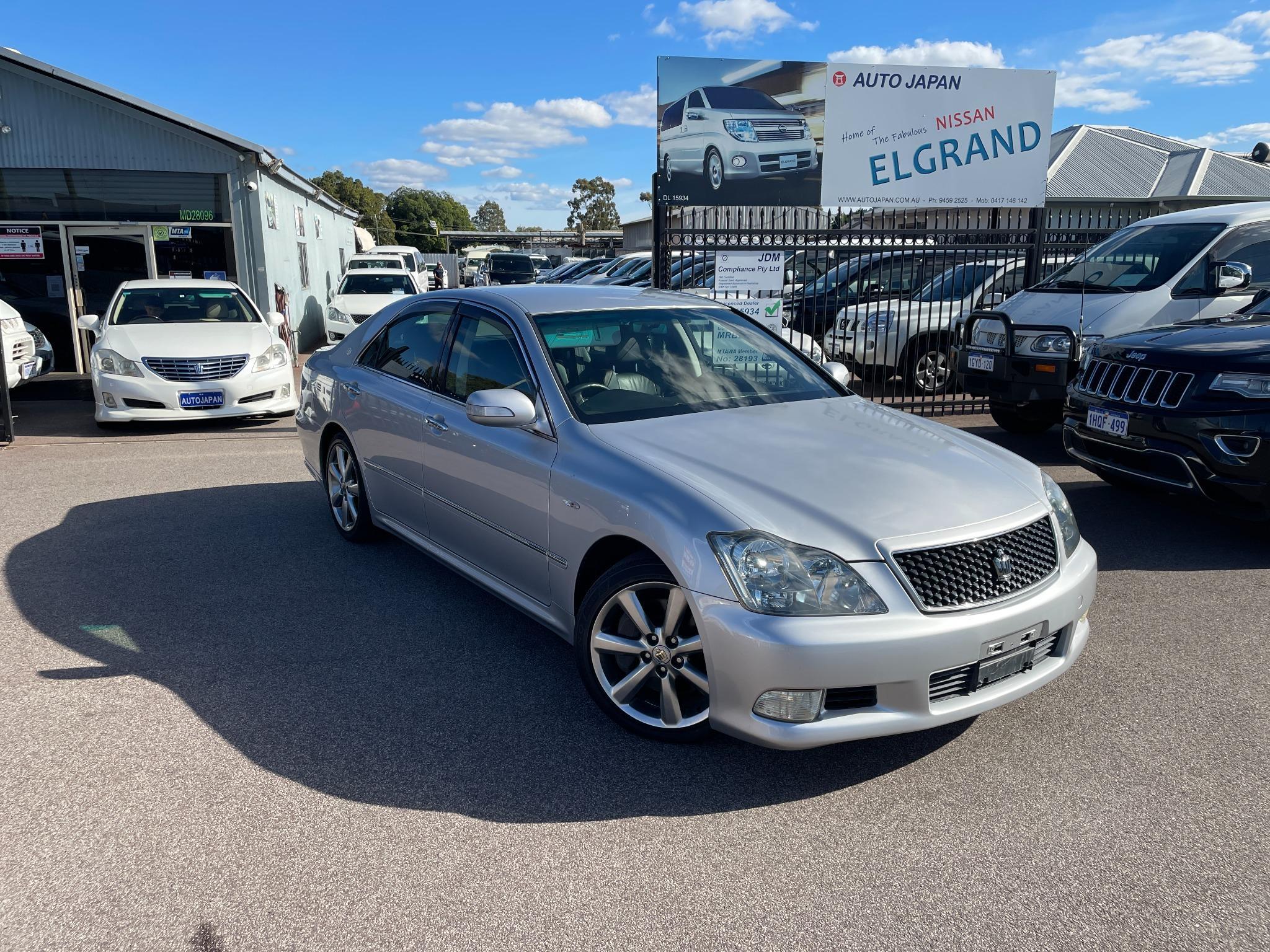 TOYOTA CROWN ATHLETE G PACKAGE