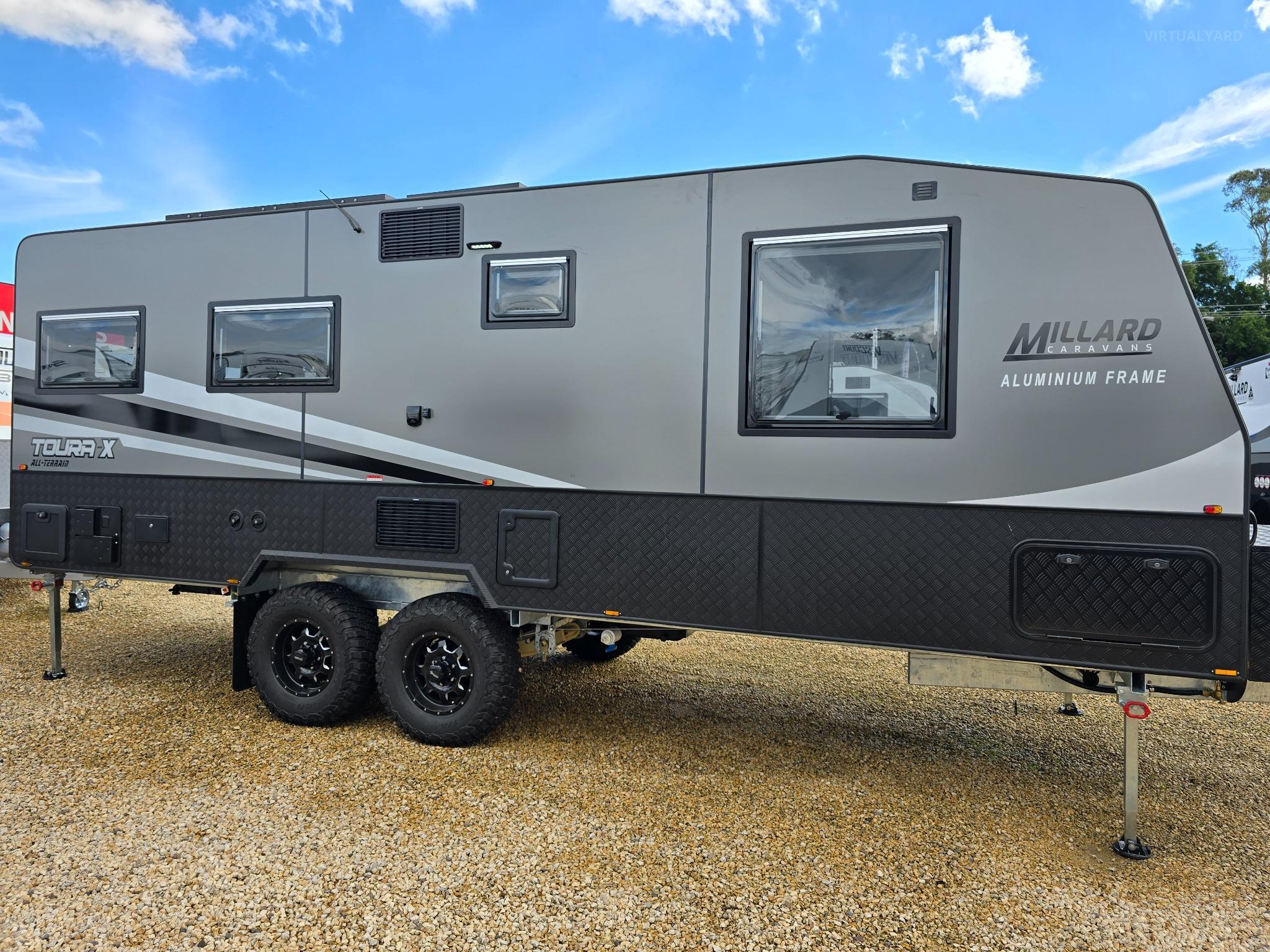 MILLARD 21'6 TOURA X ALL TERRAIN 21'6 REAR CLUB ONE ONLY