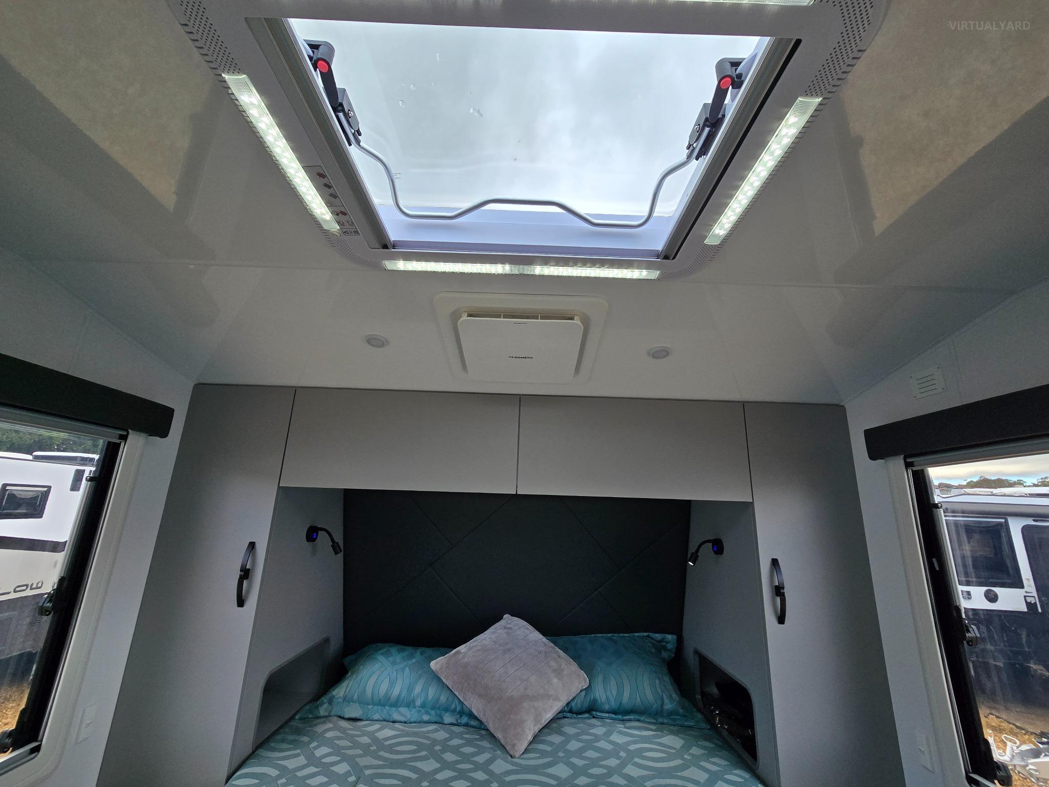 MILLARD 21'6 TOURA X ALL TERRAIN 21'6 REAR CLUB ONE ONLY