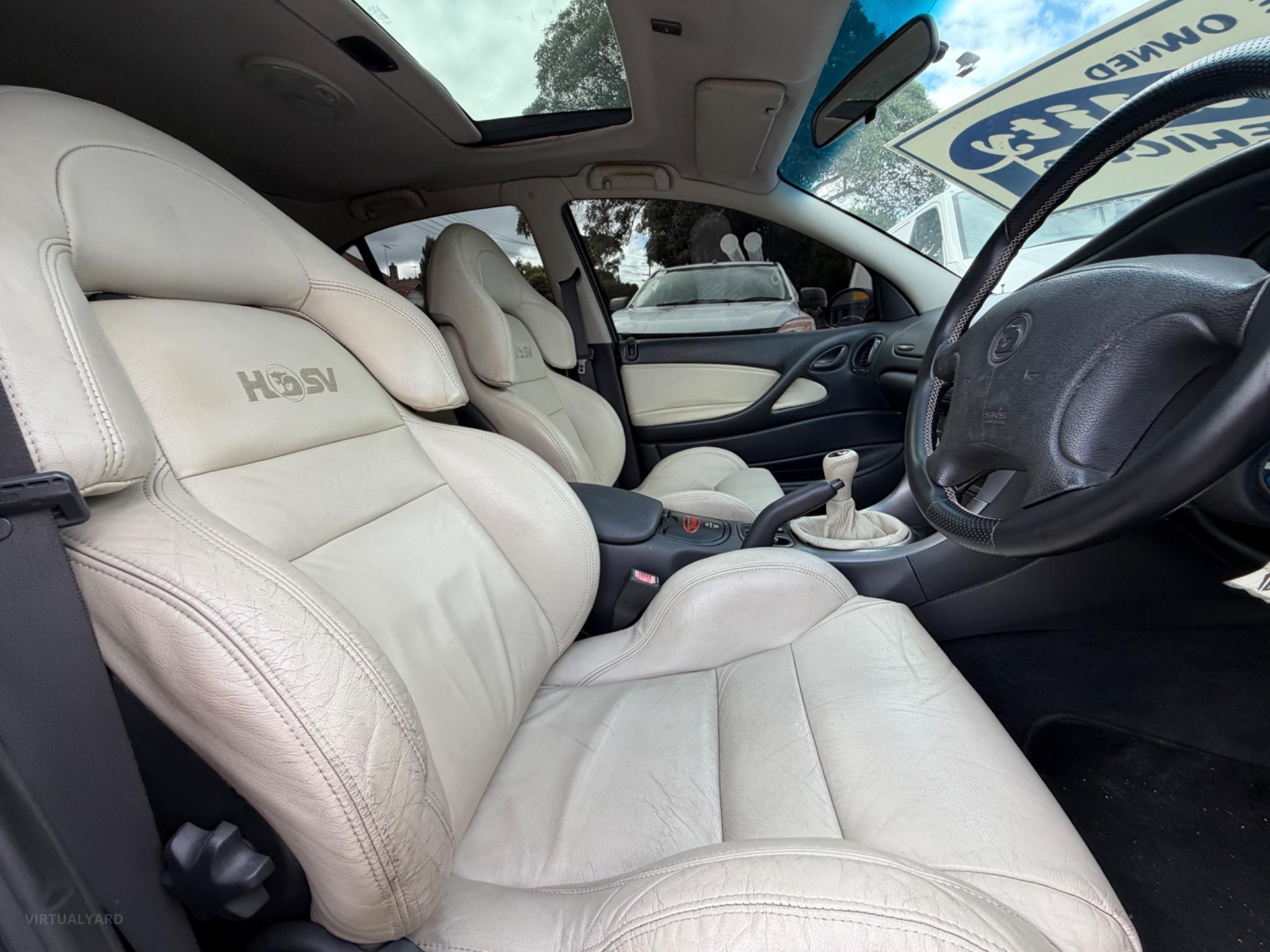 HOLDEN SPECIAL VEHICLES CLUBSPORT VT II R8 SEDAN 4DR MAN 6SP 5.7I