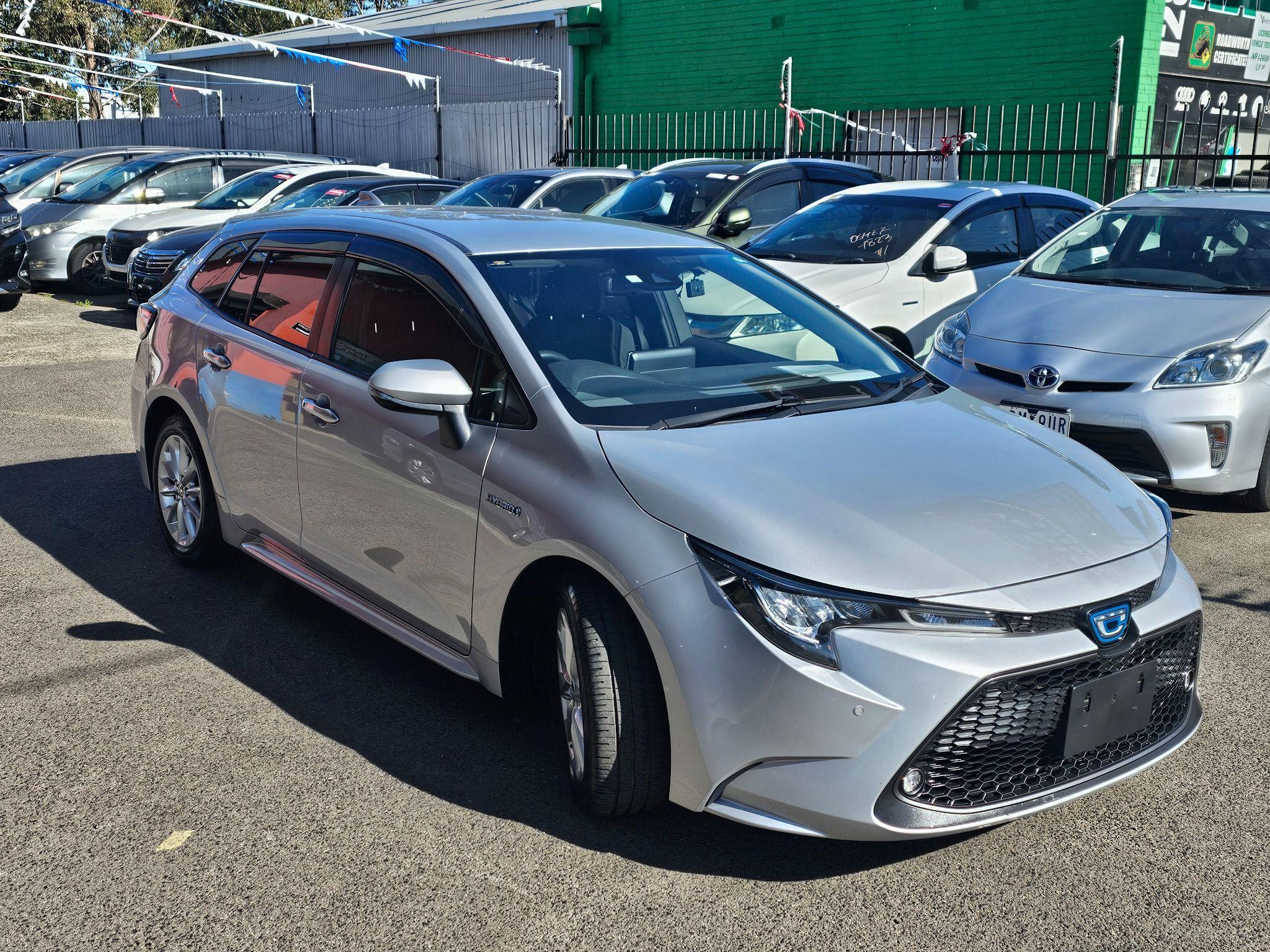 TOYOTA COROLLA TOURING (HYBRID) ZWE211W