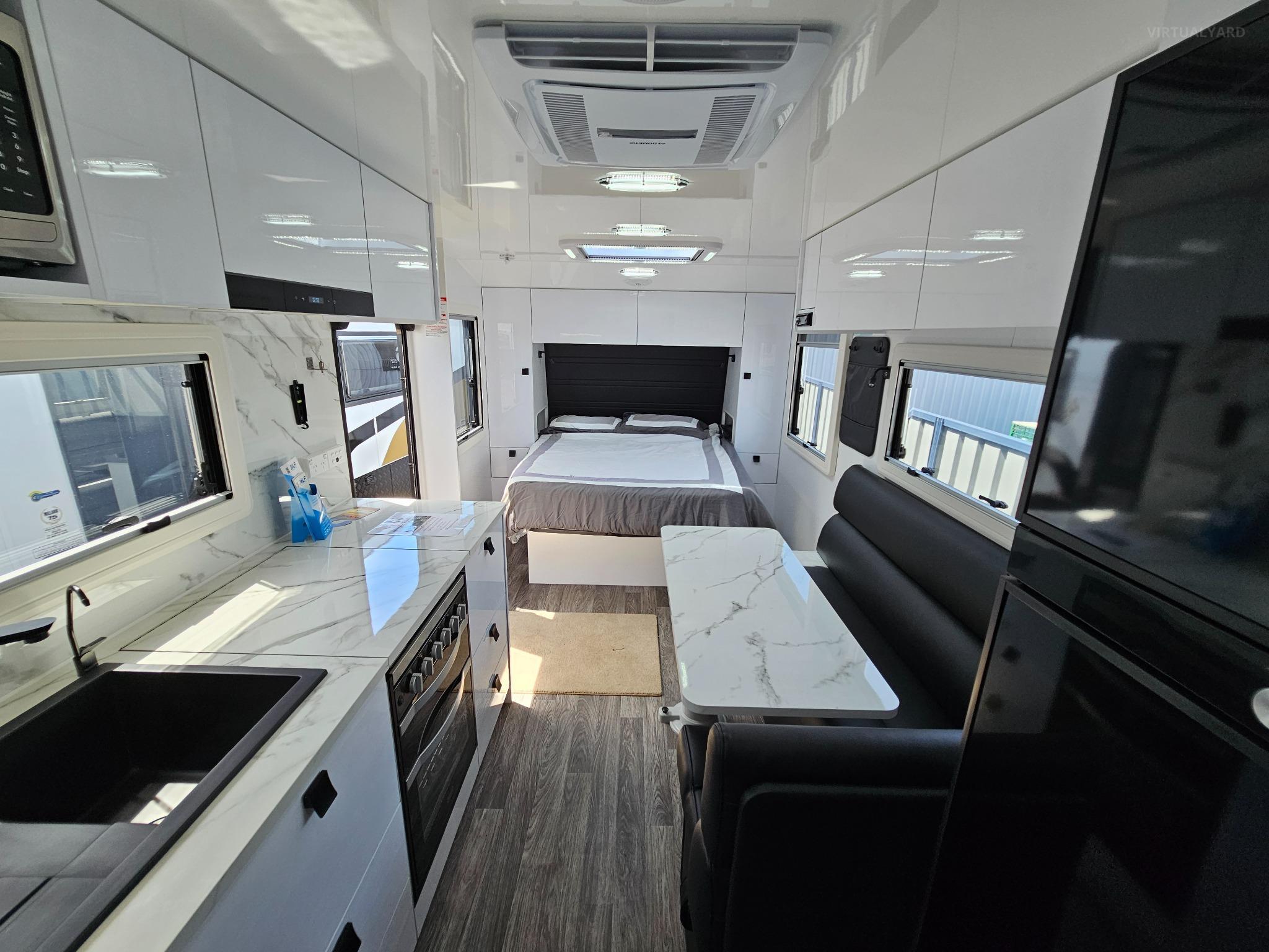 MILLARD 22' MFLOW 22'' FAMILY VAN ONE ONLY