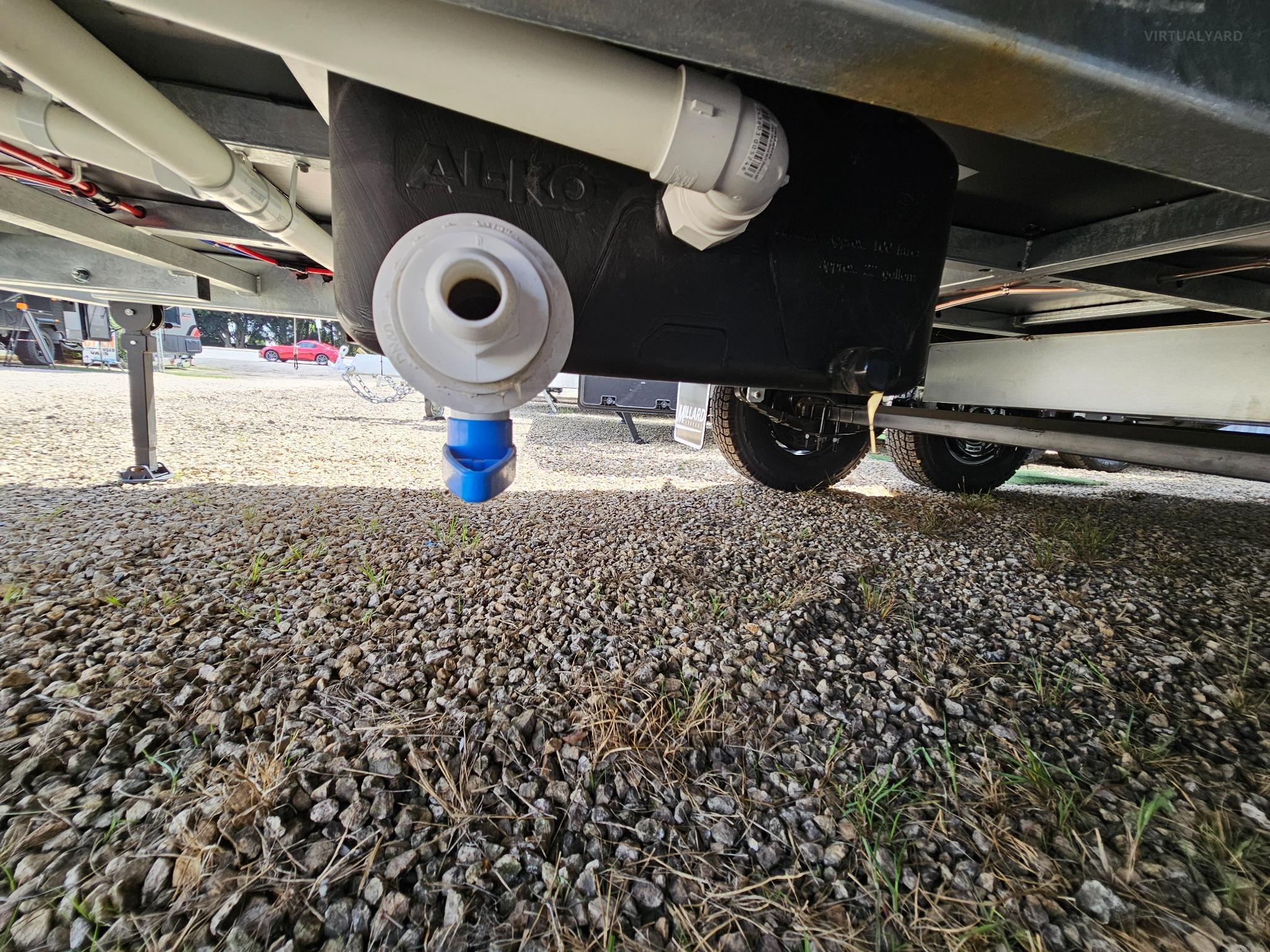 MILLARD 22' MFLOW 22'' FAMILY VAN ONE ONLY