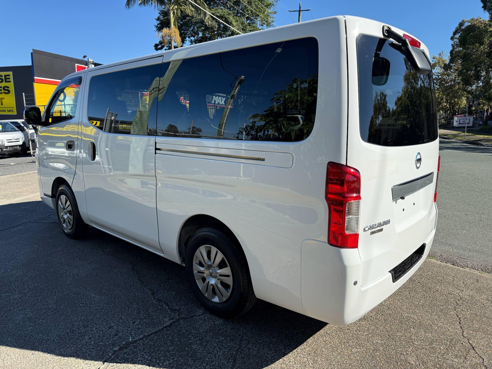 NISSAN NV350