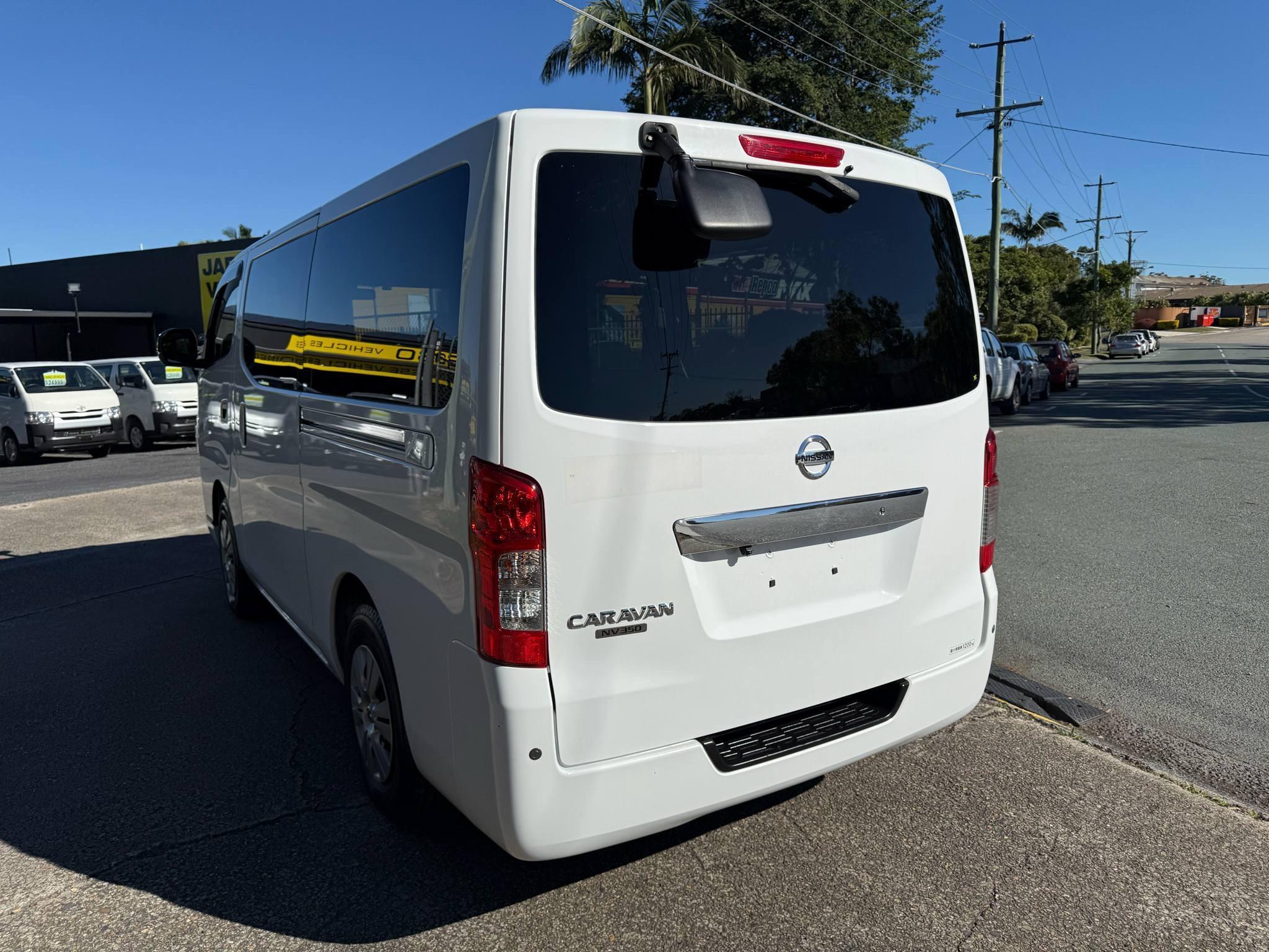 NISSAN NV350