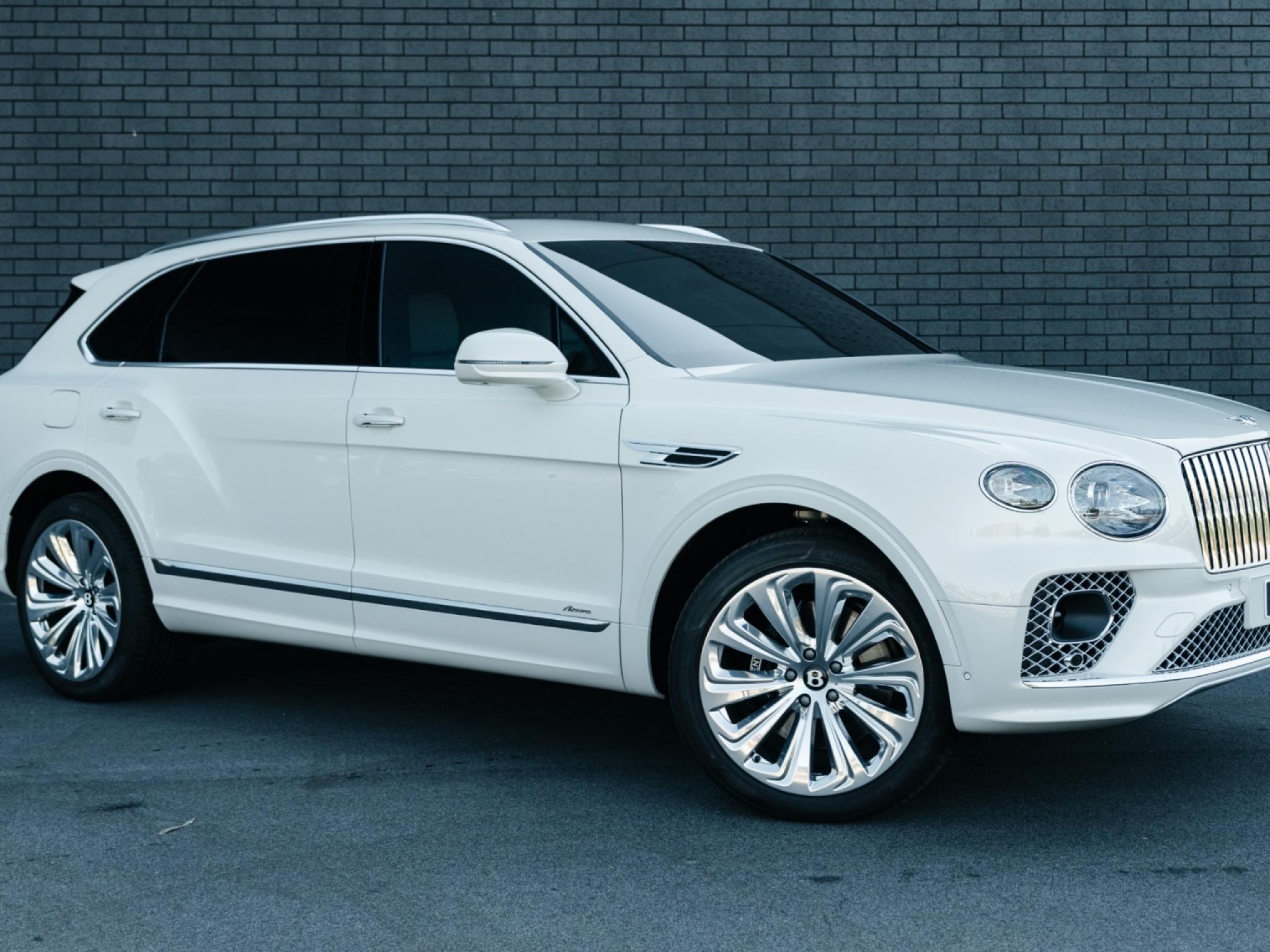 LEE - Bentley Bentayga