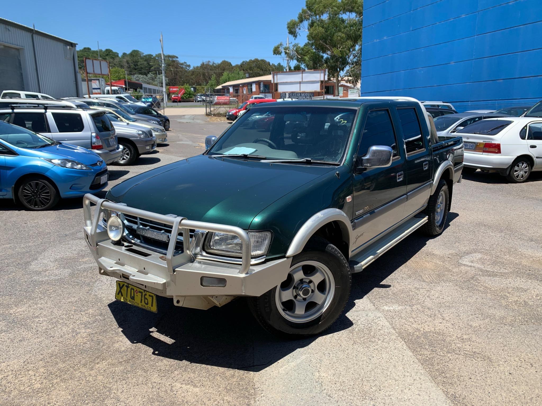 HOLDEN RODEO TF MY02 LT SPORTS UTILITY CREW CAB 4DR MAN 5SP 4X4 965KG 3.2I